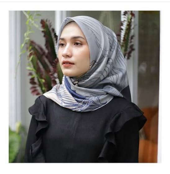 Voal My lady hijab x dwihanda, Fesyen Wanita, Muslim Fashion, Syal di ...