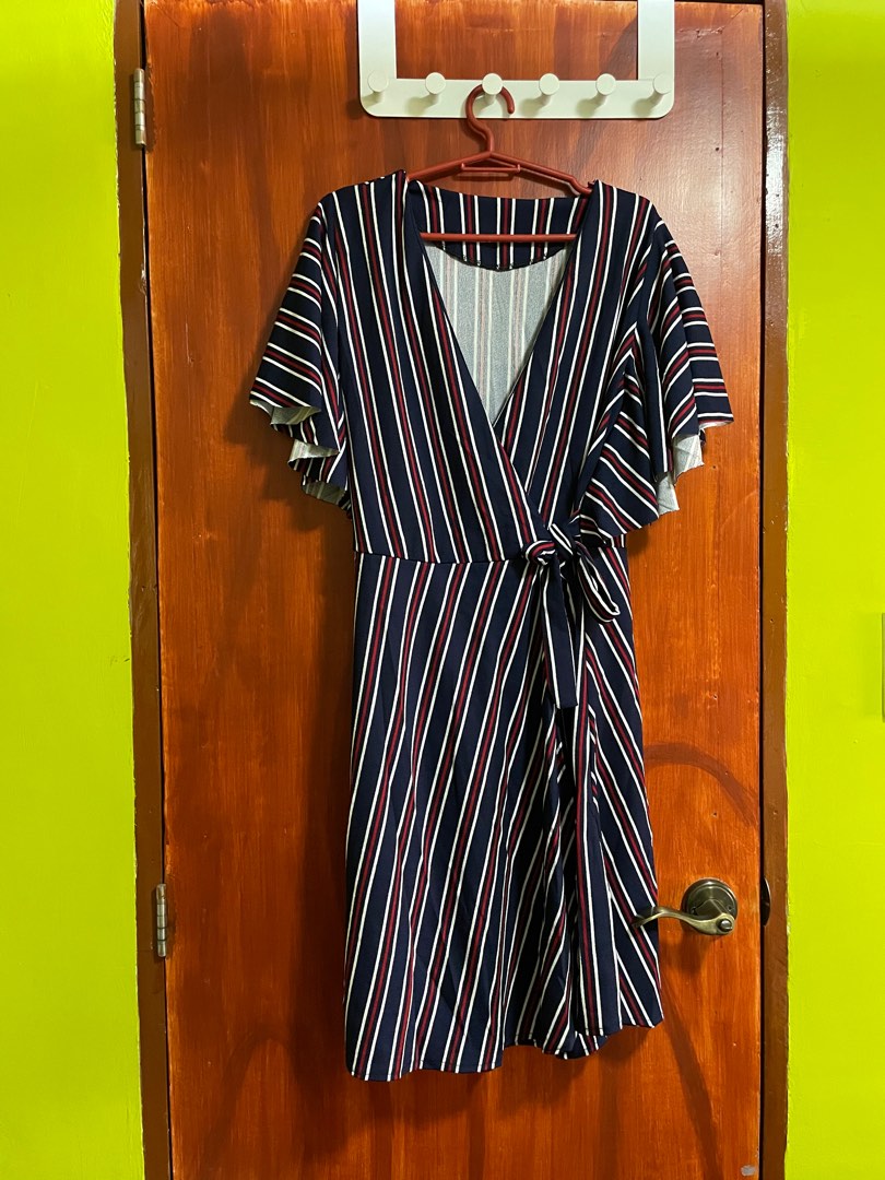 Wrap-around Dress, Women's Fashion, Dresses & Sets, Dresses on Carousell