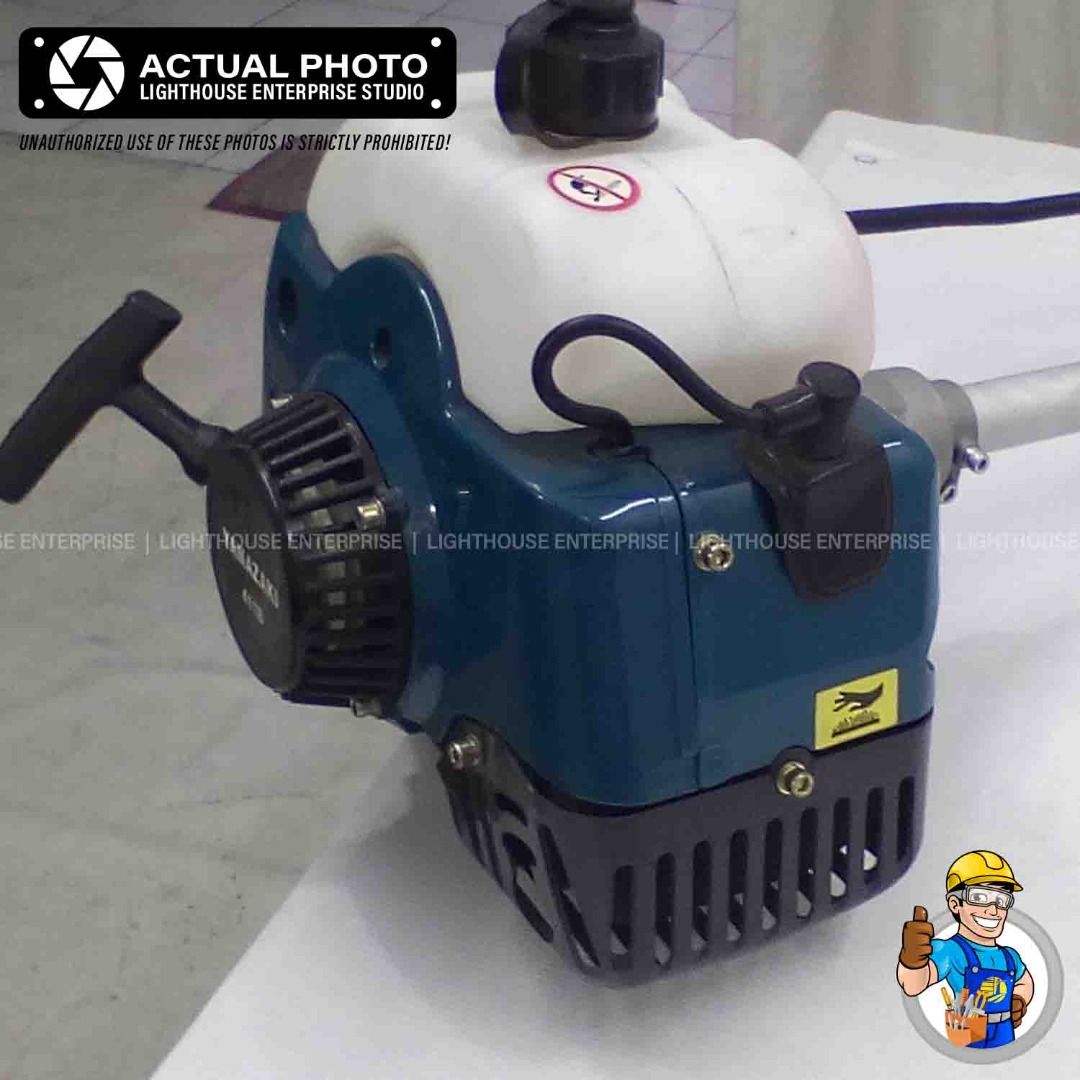 YAMAZAKI 2-Stroke 305mm Gasoline Brush Cutter / Grass Trimmer ...