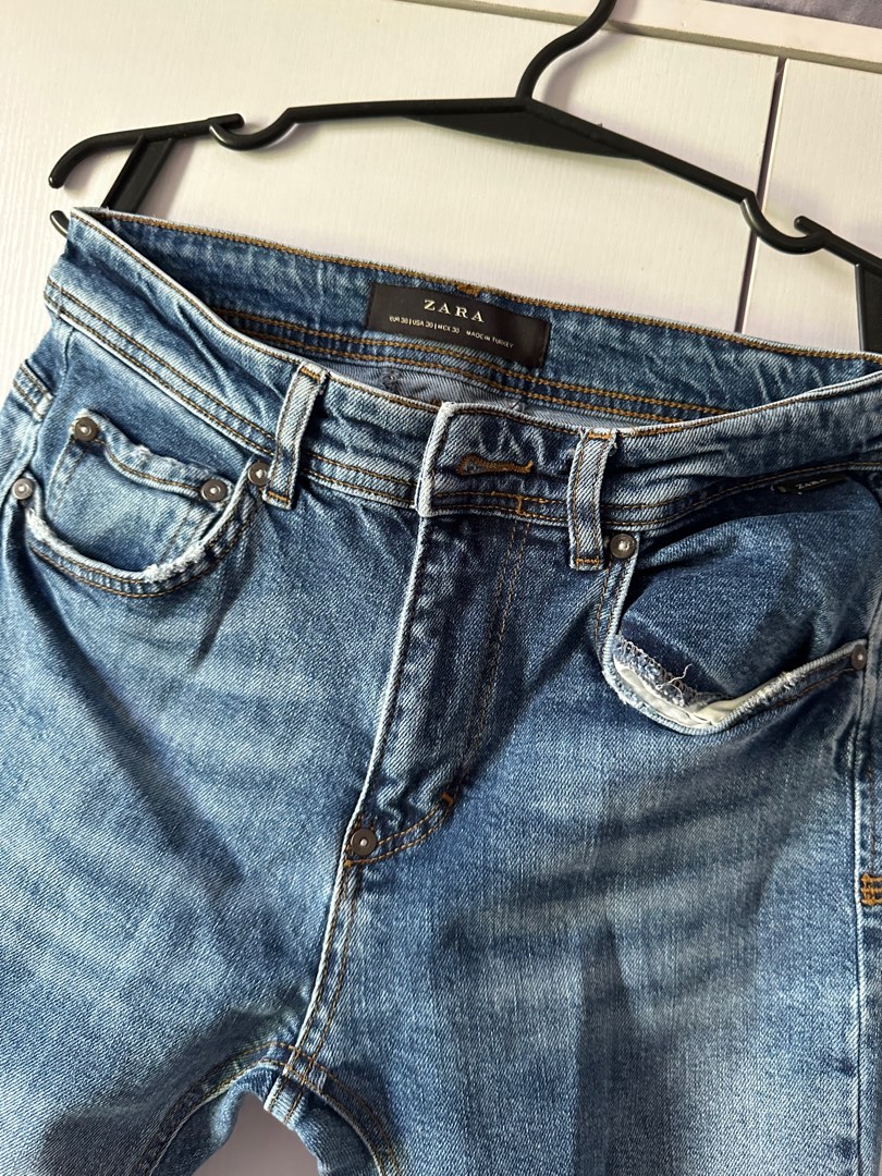 Zara Denim Ripped Jeans, Men's Fashion, Bottoms, Jeans on Carousell