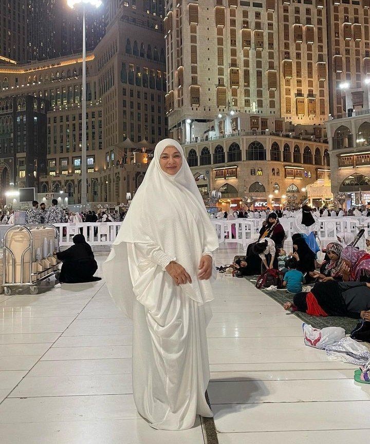 Zulaikha Collection Nunha, Women's Fashion, Muslimah Fashion, Kaftans ...