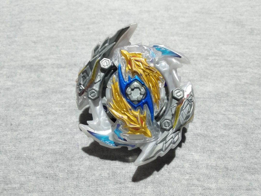 Zwei Longinus Beyblade on Carousell