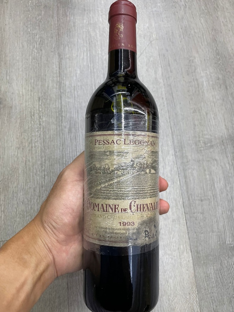 1993 Domaine de Chevalier [Red Wine], Food & Drinks, Alcoholic ...