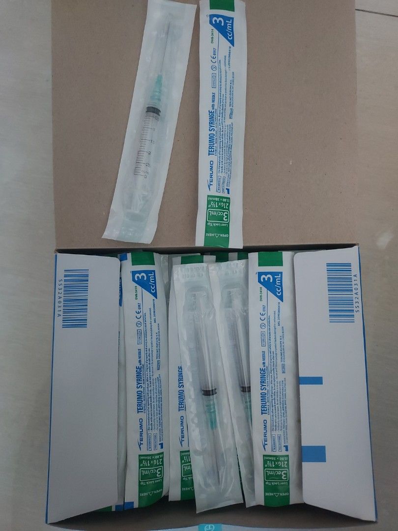 3ml Terumo syringe with needle(23G x 1") 3ml /cc Luer lock tip, Health & Nutrition, Medical ...
