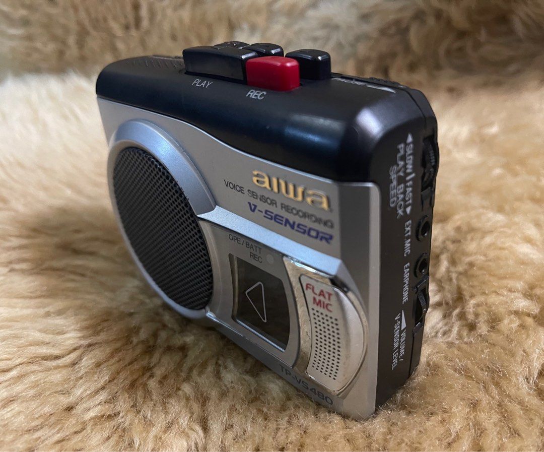 Aiwa TP-VS480 Portable Cassette Player, Audio, Portable Music Players on Carousell