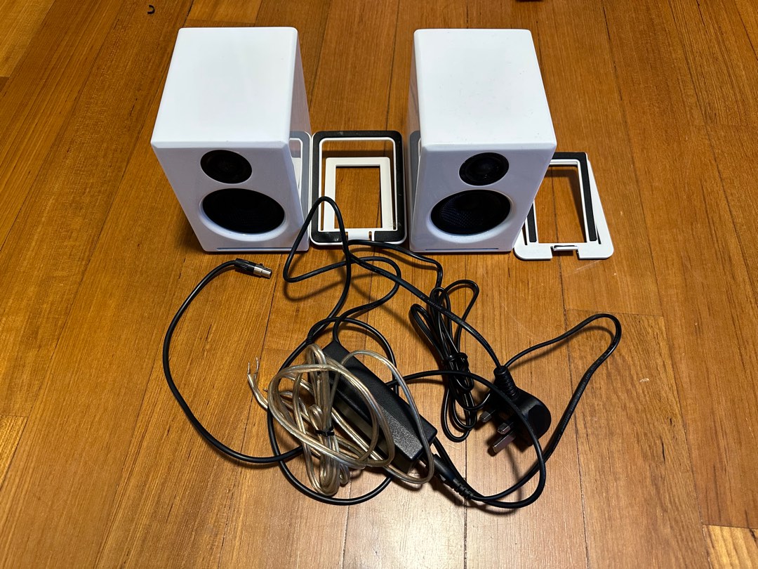Audioengine A2+ with stand (9/10 Condition), Audio, Soundbars, Speakers ...