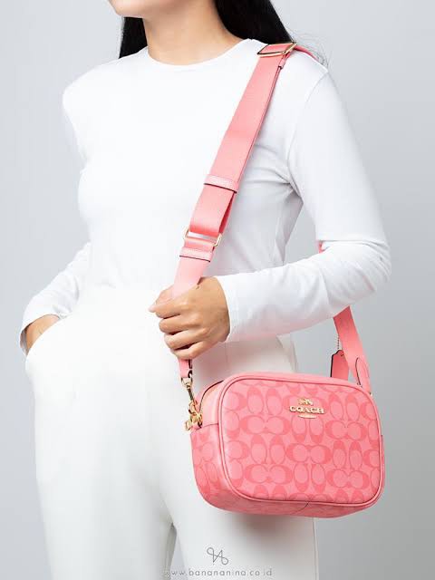 Coach Jamie camera bag in pink lemonade SALE on Carousell