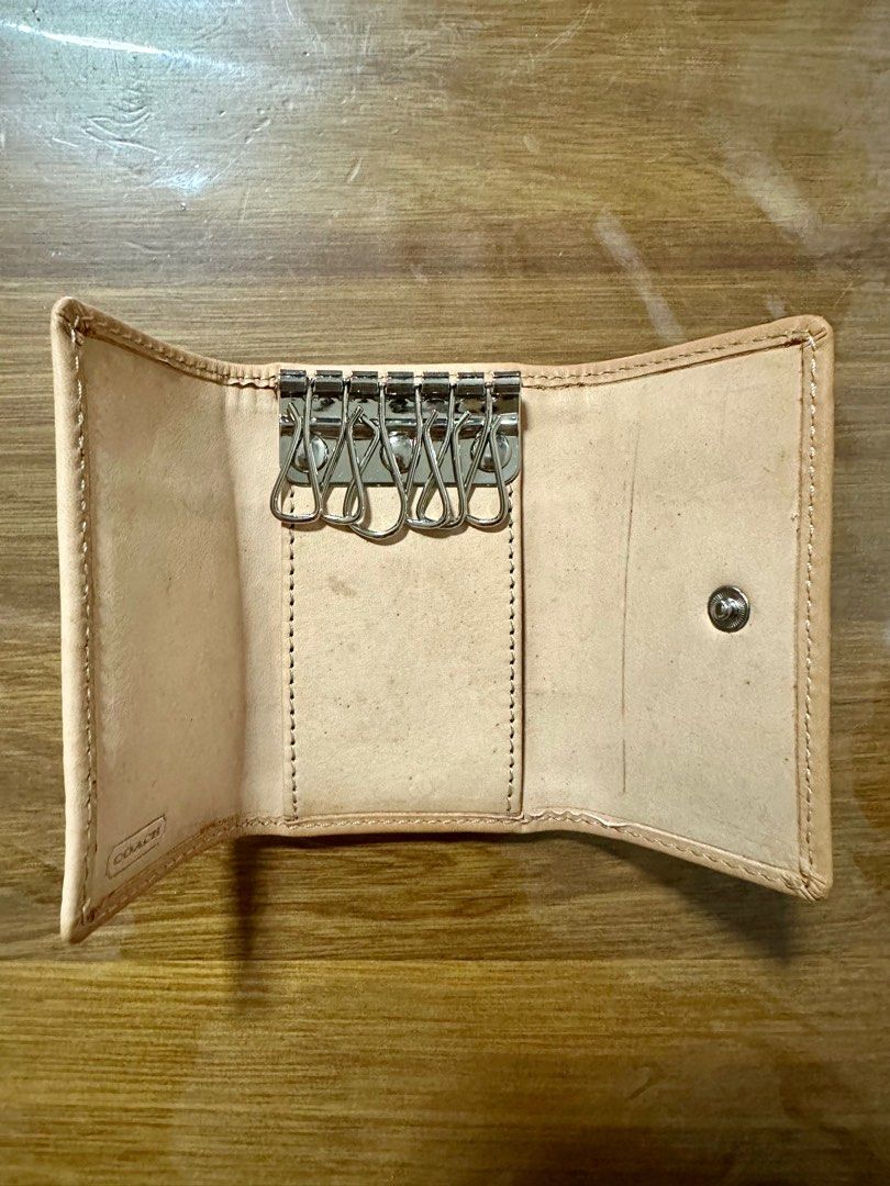 Coach six ring leather key case, Women's Fashion, Bags & Wallets ...