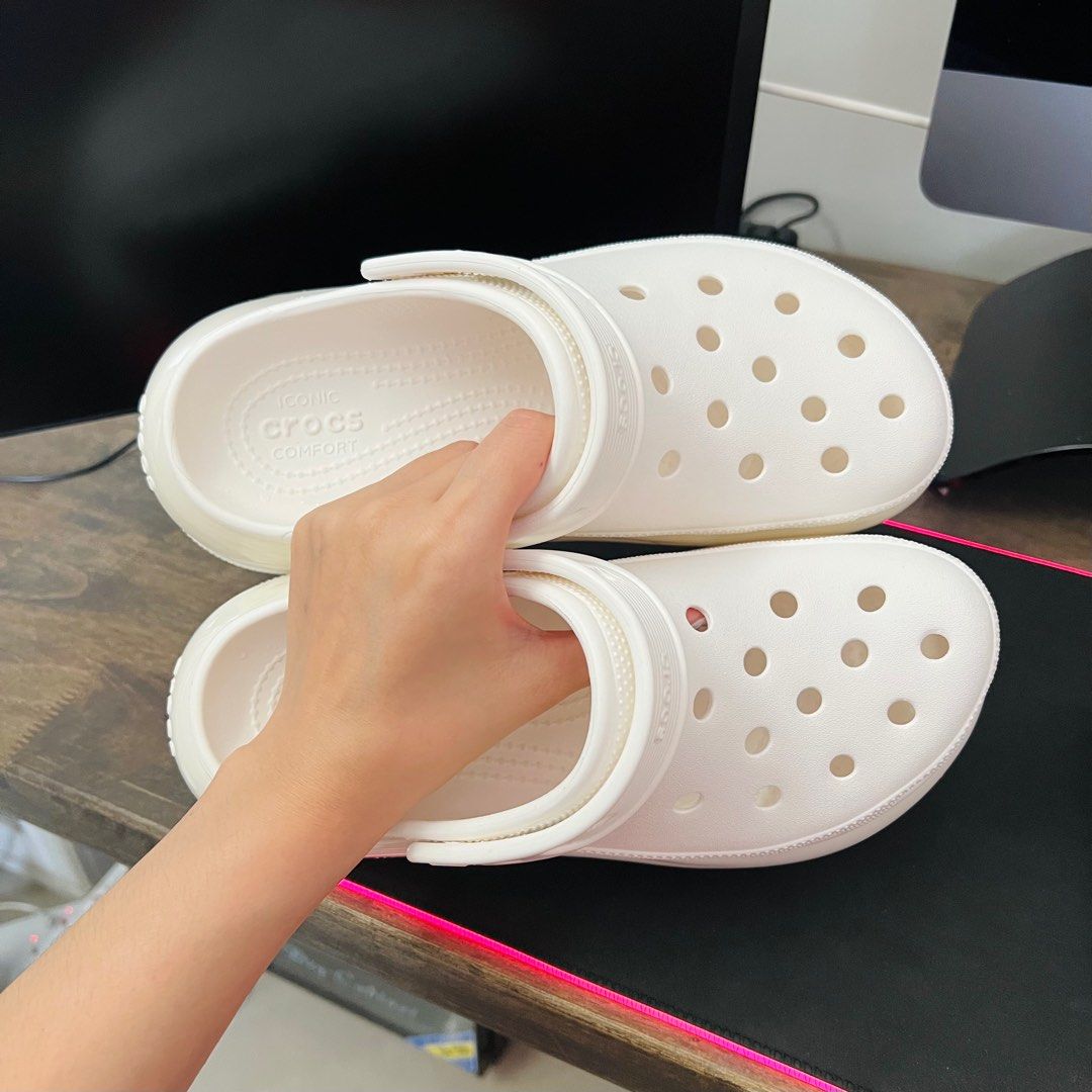 Crocs Mega Crush Clog size W7 (37-38), Men's Fashion, Footwear ...