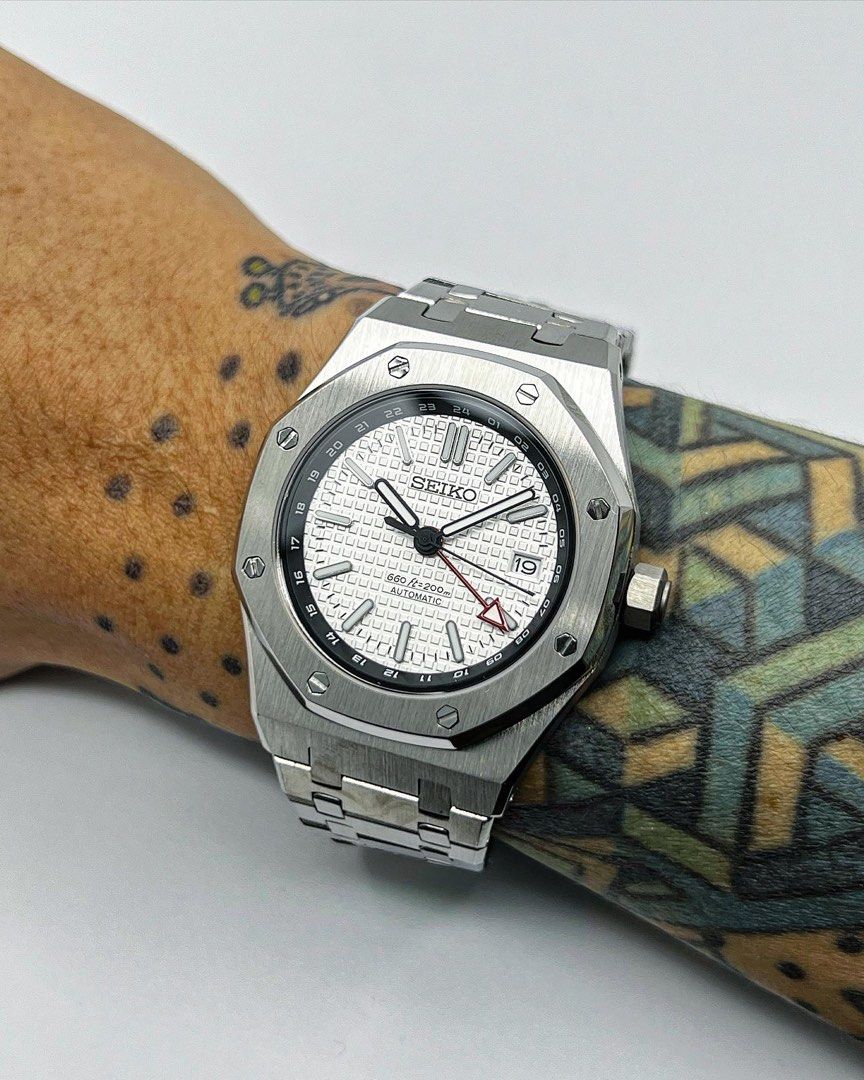 Custom Seiko Mod White AP GMT in 42mm, Men's Fashion, Watches ...