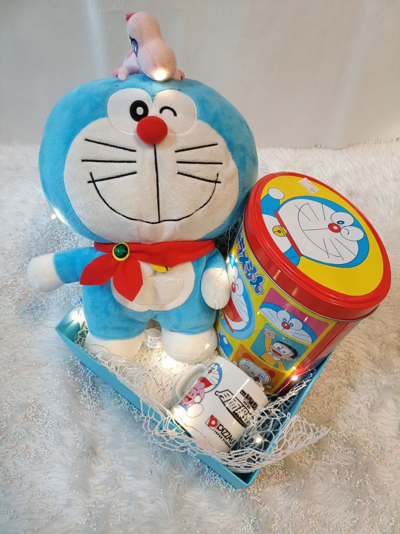 Doraemon Gift Set, Doraemon Plushie, Biscuits and Mug, Hobbies & Toys ...