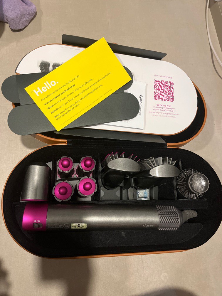 Dyson airwrap, Beauty & Personal Care, Hair on Carousell