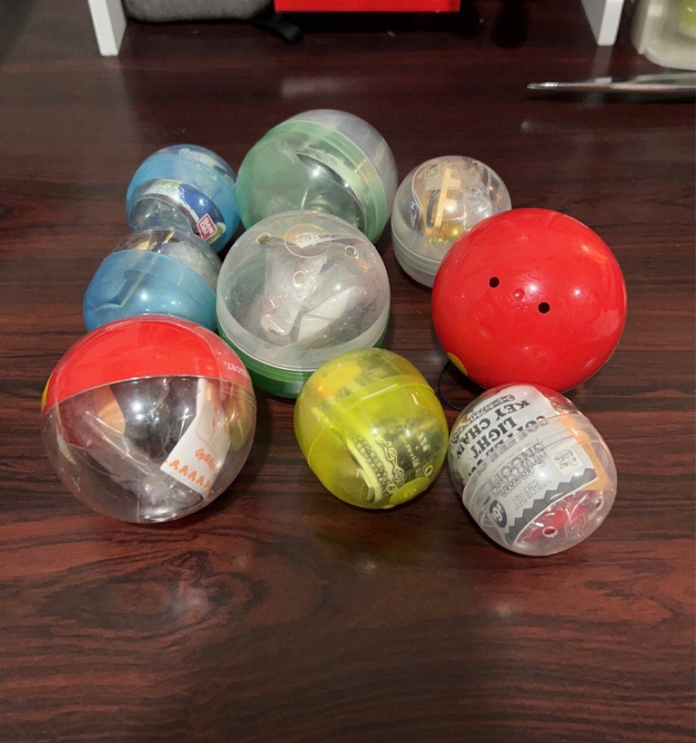 Gachapon: Snoopy, Ace Attorney, Mickey Mouse, Chip & Dale, Star Wars ...