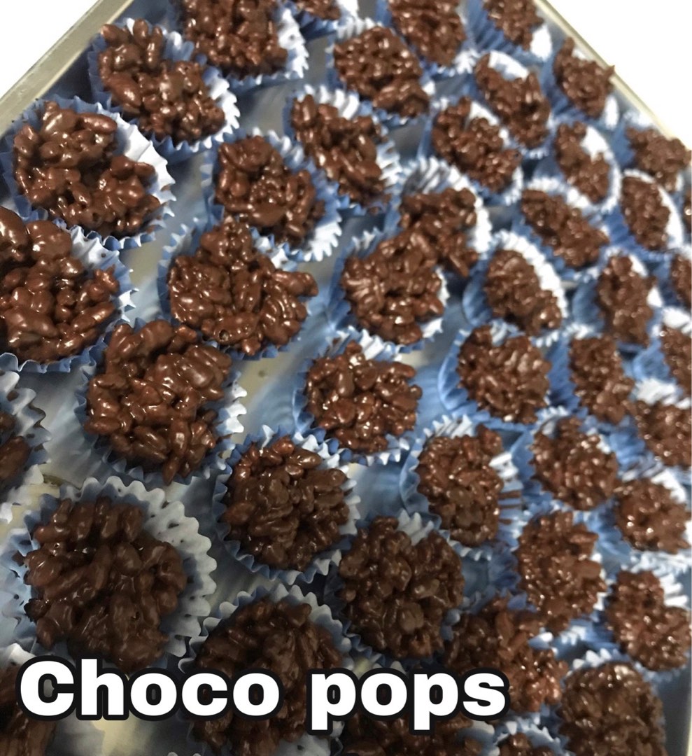 HALAL Chocopops, Food & Drinks, Homemade Bakes on Carousell