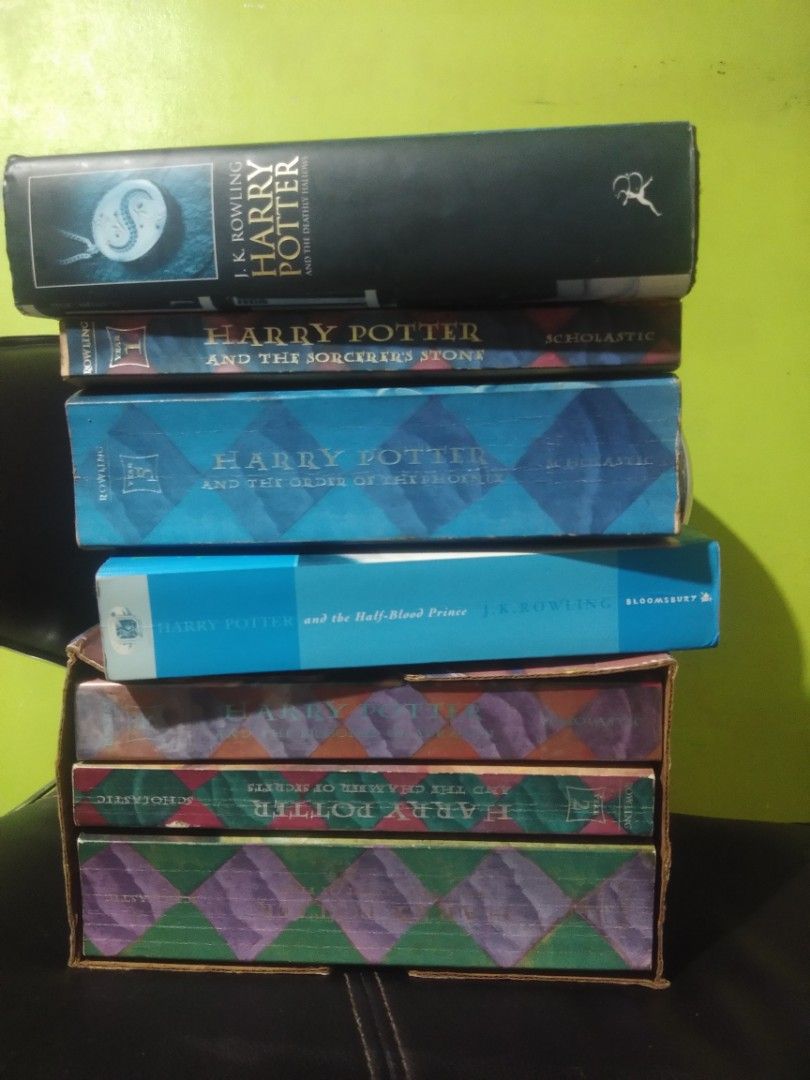 Harry Potter Complete Series JK Rowling Novels Fiction, Hobbies & Toys ...