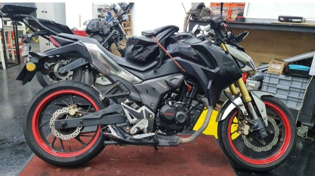 Honda CB190R, Motorcycles, Motorcycles for Sale, Class 2B on Carousell