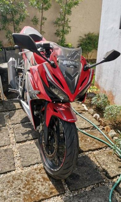 Honda CBR 150R V3, Motorbikes, Motorbikes for Sale on Carousell