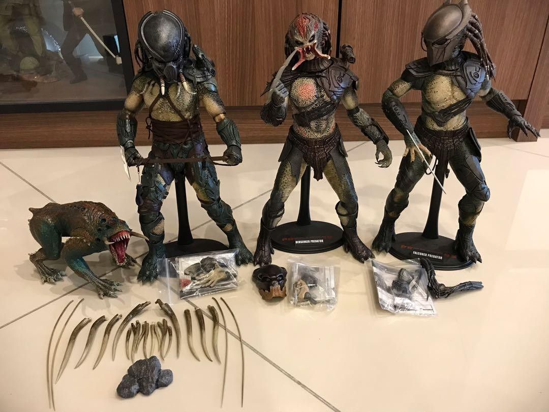 Hot toys predator - set of 3 consist of falcon tracker berserker ...