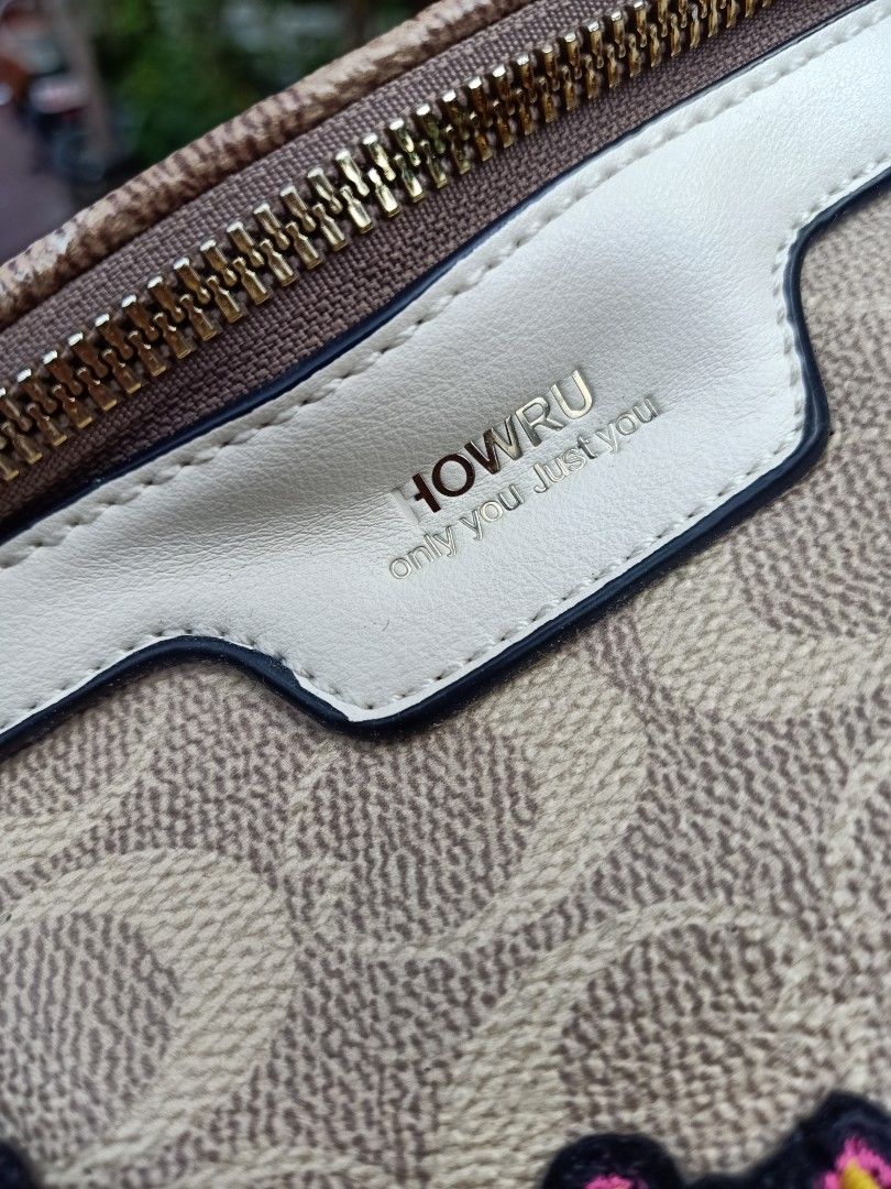 Howru belt bag, Women's Fashion, Bags & Wallets, Purses & Pouches on ...