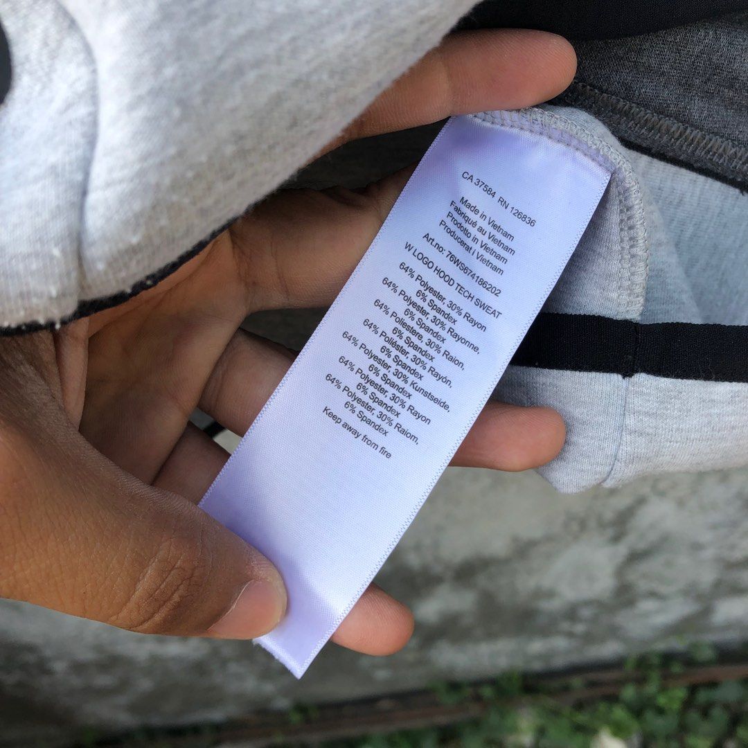 J.lindeberg Logo Hood tech Hoodie on Carousell