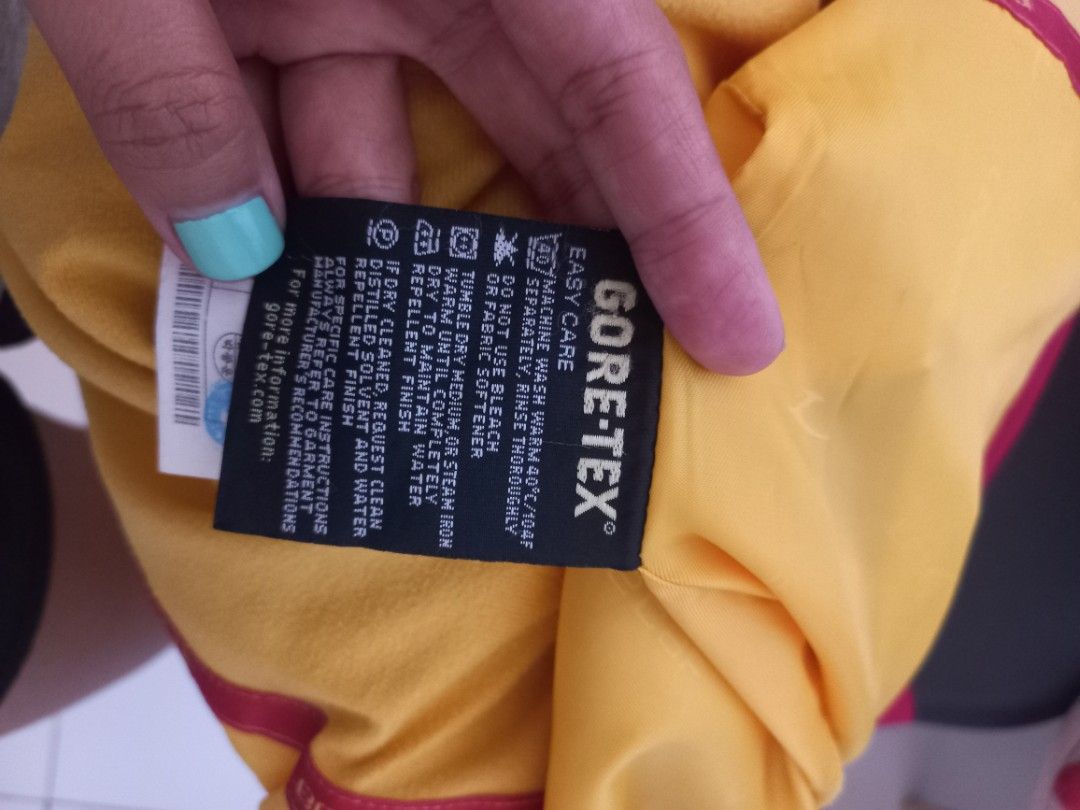 Lecaf jacket, Women's Fashion, Coats, Jackets and Outerwear on Carousell