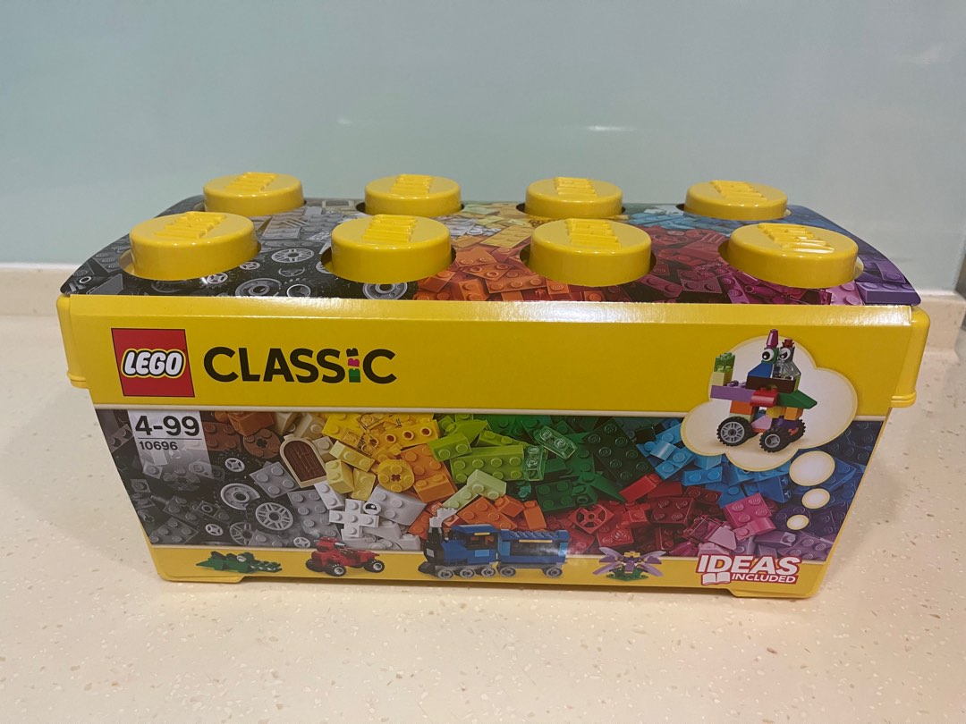 LEGO Classic Medium Creative Brick Box (10696), Hobbies & Toys, Toys ...