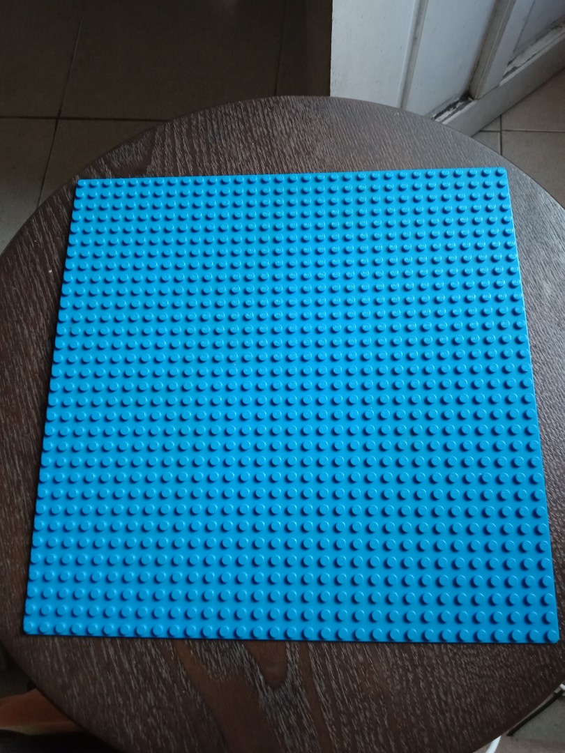 Lego (Blue) base plate 32x32, Hobbies & Toys, Toys & Games on Carousell