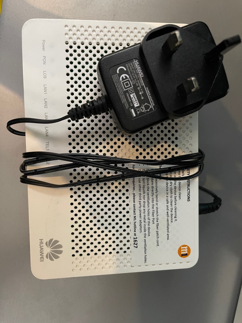 M1 Huawei EchoLife HG8240H Optical Network Terminal (ONT), Computers ...