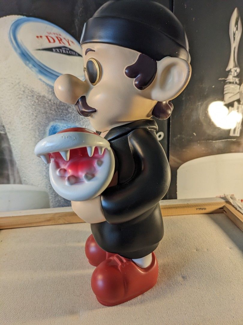 Mario The Professional Full Bust Resin Collectible, Hobbies & Toys ...