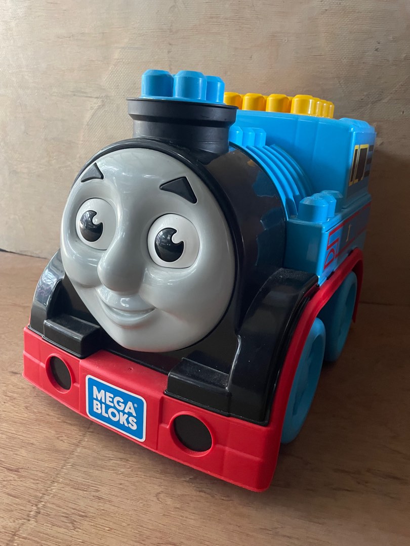 Mega Bloks Thomas BIG Train With Blocks Included, Hobbies & Toys, Toys ...