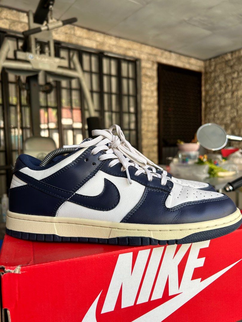 Nike dunks vintage navy, Men's Fashion, Footwear, Sneakers on Carousell