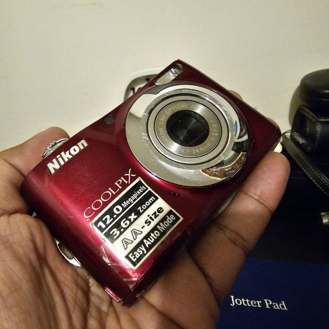 Nikon CoolPix L22 12.0 Megapixels, Photography, Cameras on Carousell