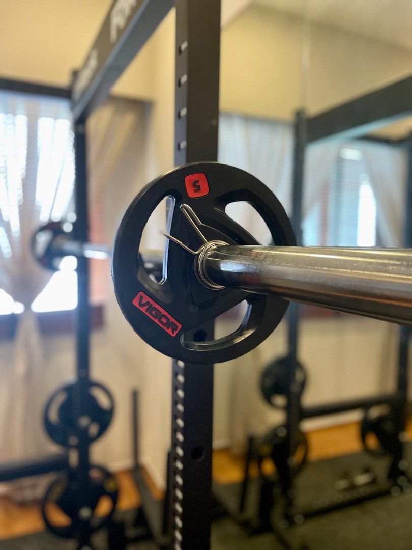 Complete Home Gym with Weights and Mat, Sports Equipment, Exercise ...