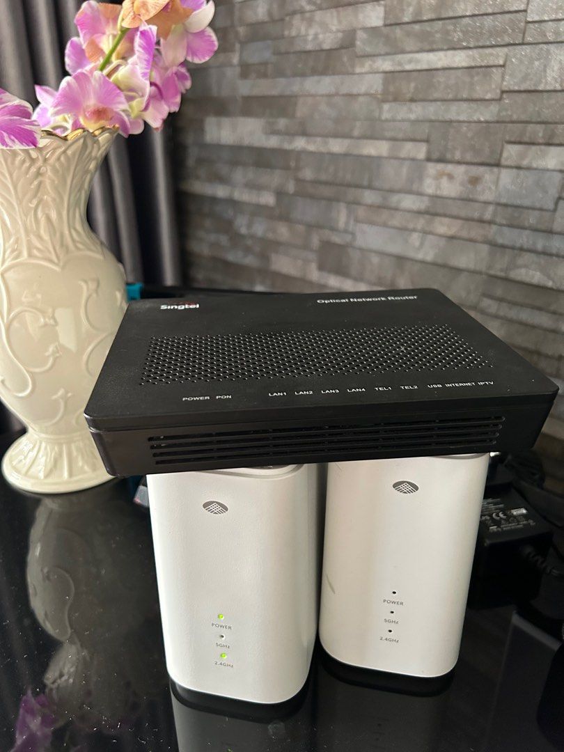 Optical Network Router/ 2 WiFi mesh, Computers & Tech, Parts ...