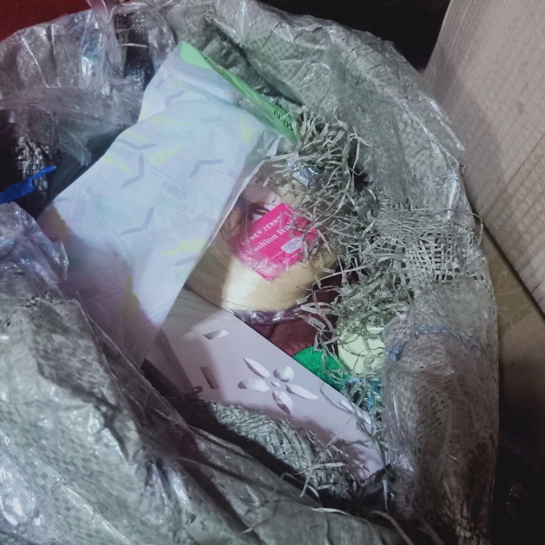 PER SACK ASSORTED 2000 ONLY PICK MARULAS PALENGKE PWEDE LALAMOVE ASSRTD ...