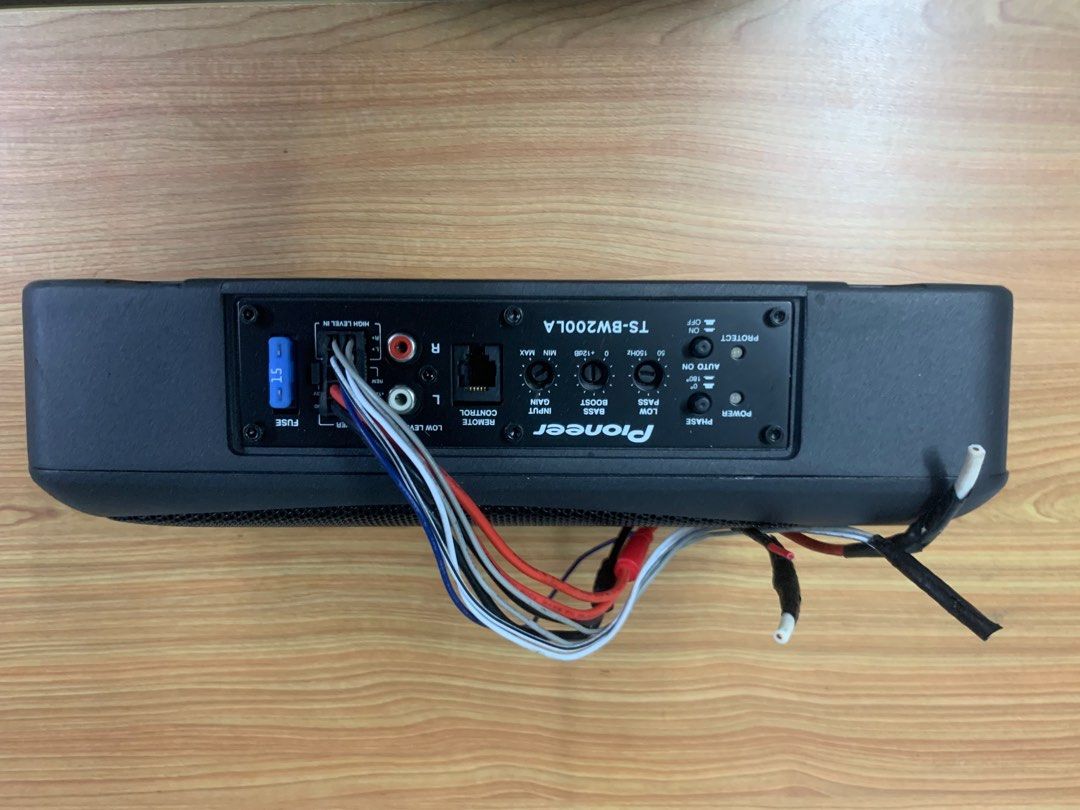 Pioneer TS-BW200LA, 汽車配件, 電子配件 - Carousell