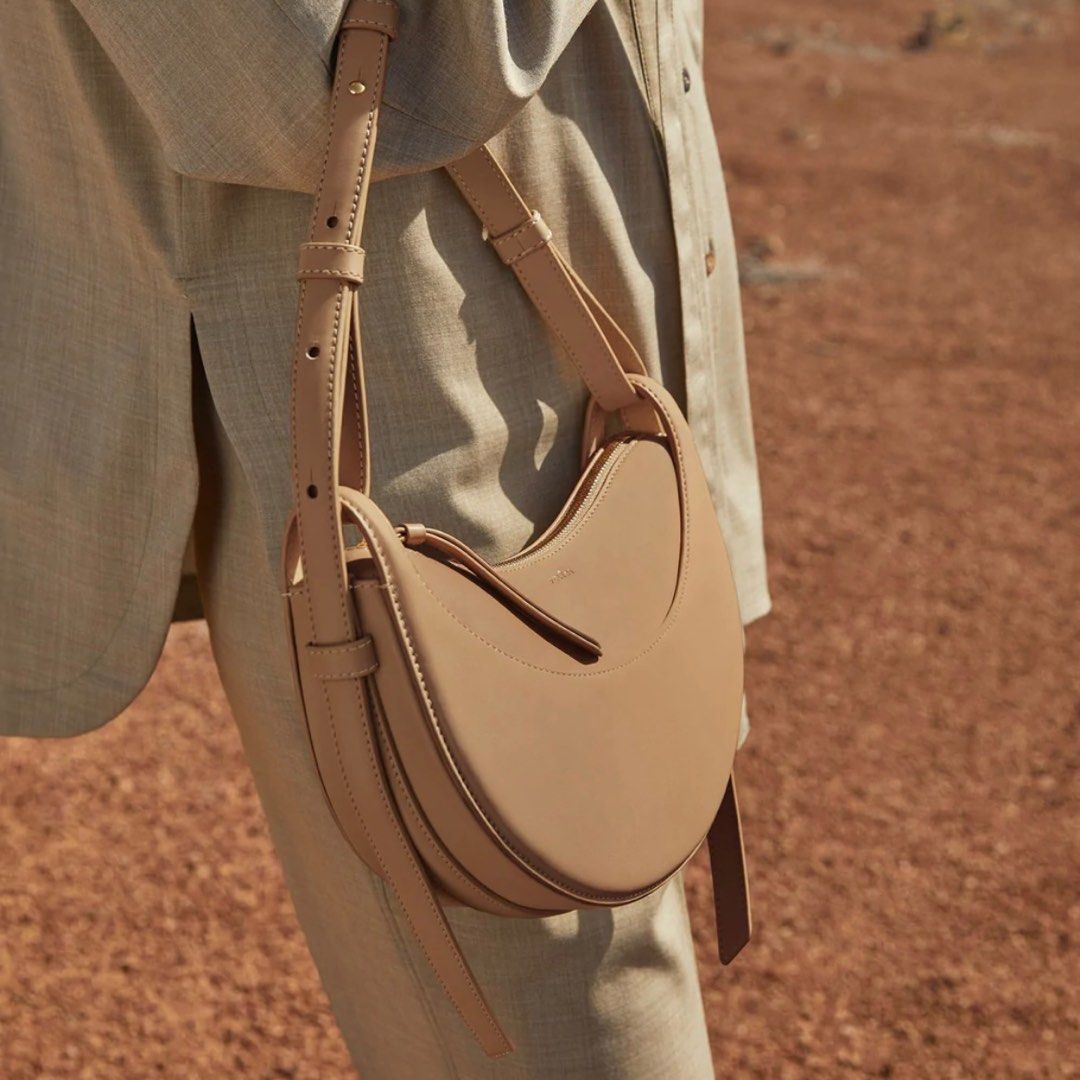 POLENE NUMERO DIX LEATHER SHOULDER SLING BAG, Barang Mewah, Tas ...