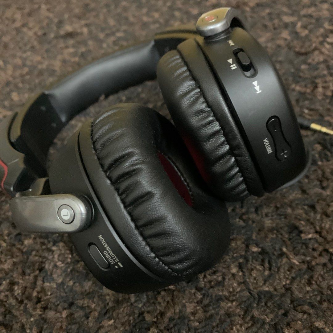 Sony NWZ-WH303 Headphones, Audio, Headphones & Headsets on Carousell