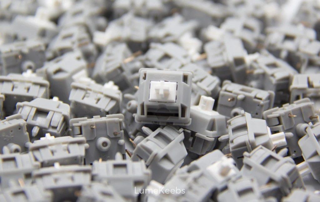 Sp Star Meteor White Switches (82x), Computers & Tech, Parts ...