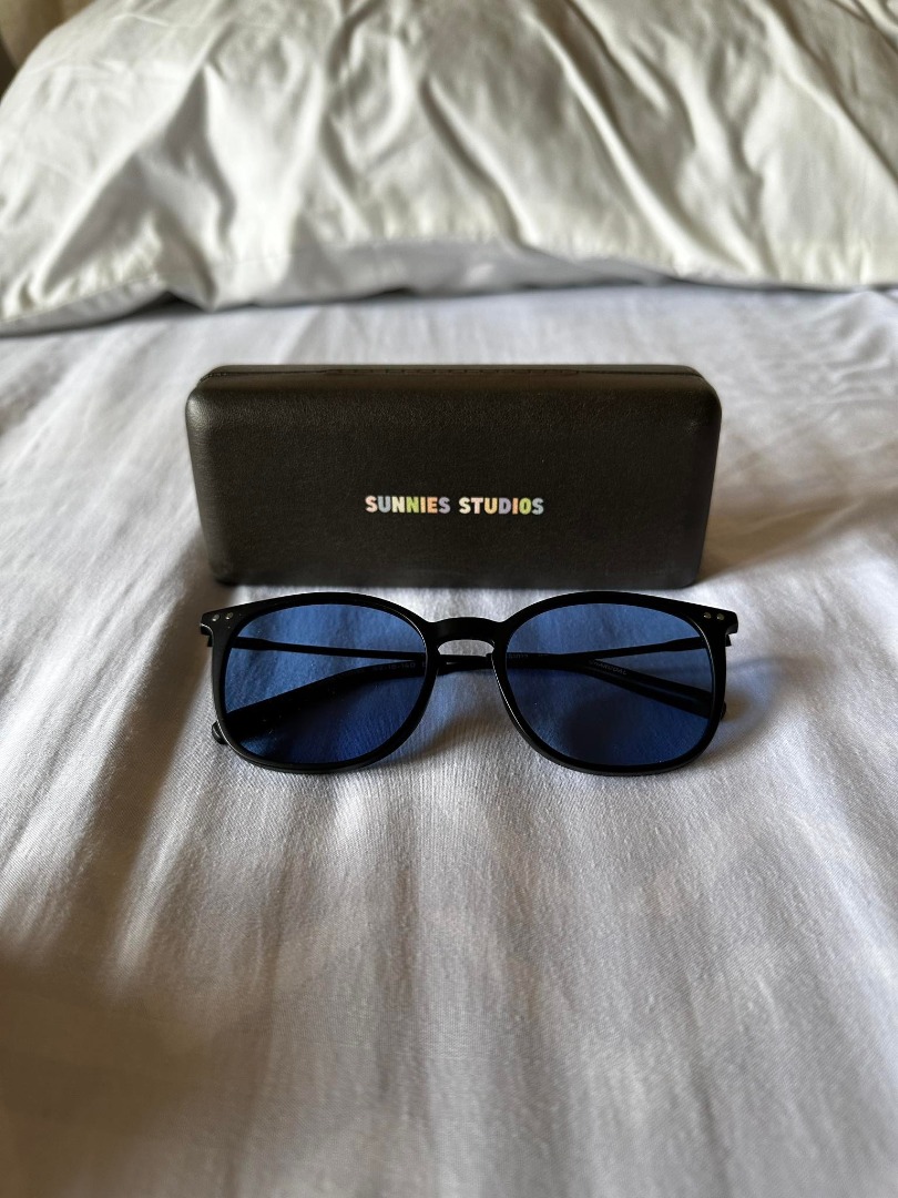 Sunnies Eyeglasses (Kennedy Charcoal) with Tint on Carousell