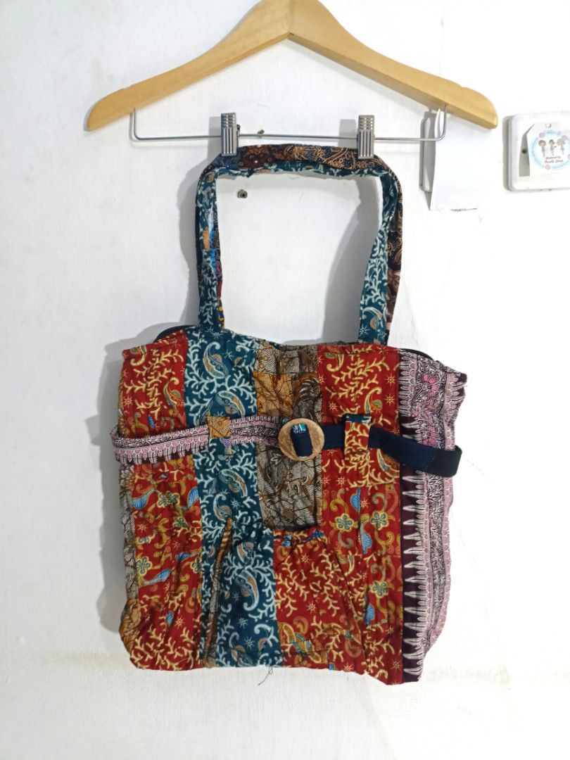 Tas Batik tangan, Fesyen Wanita, Tas & Dompet di Carousell