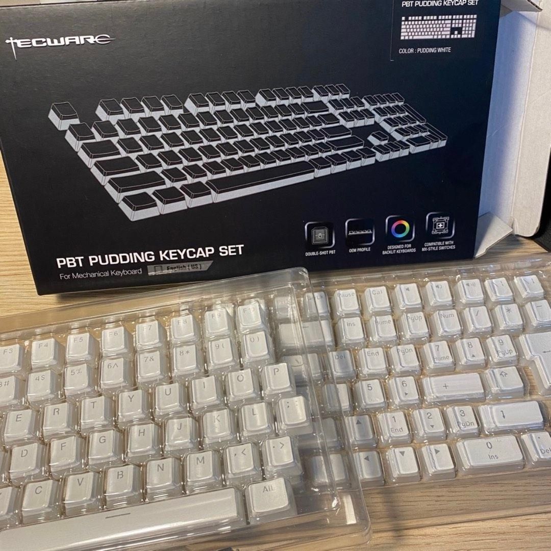 Tecware Phantom Shroud & PBT Pudding Keycaps, Computers & Tech, Parts ...