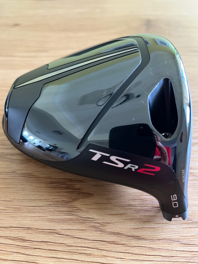 Titleist TSR2 Driver 9* Head, Sports Equipment, Sports & Games, Golf on Carousell