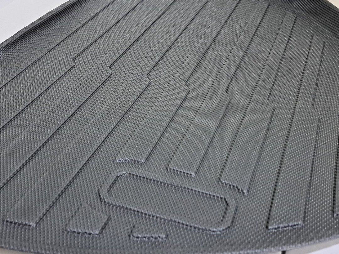 Toyota Alphard / Vellfire AGH30 Rear Boot Tray, Auto Accessories on ...