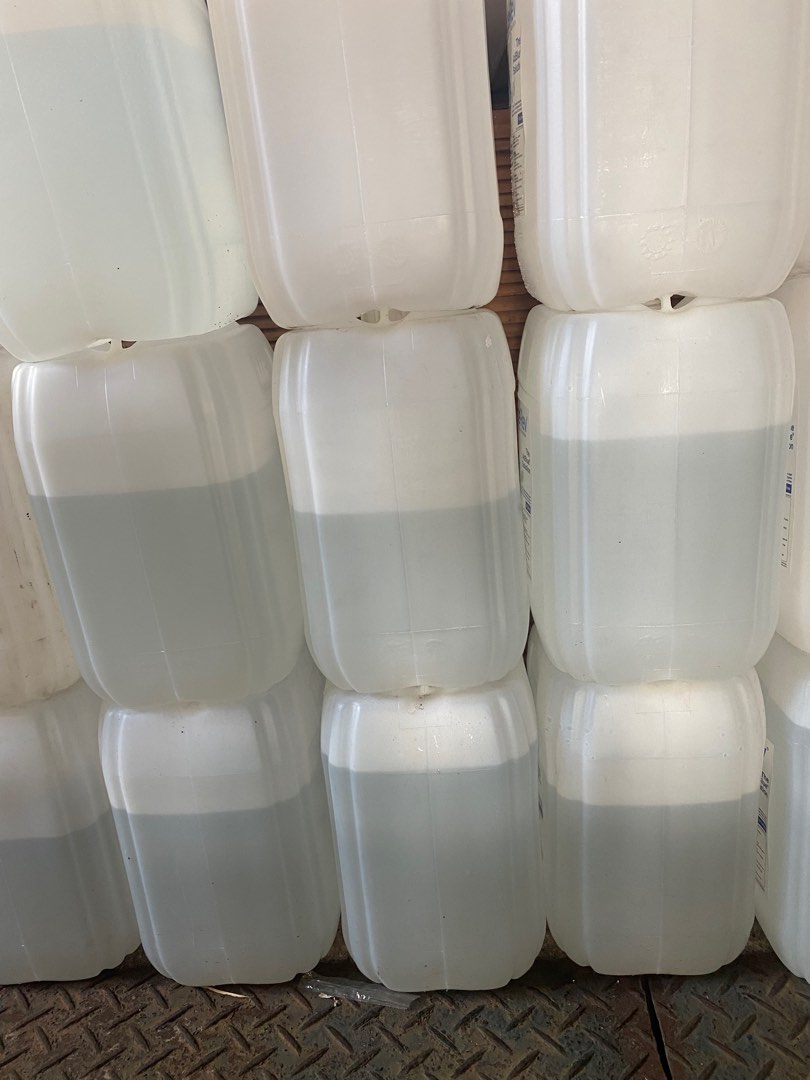 Urea Solution 10kg can, Furniture & Home Living, Gardening, Garden Soil ...