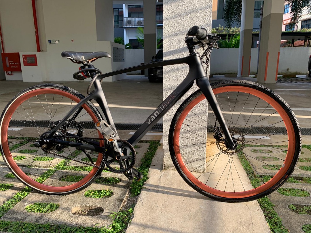 Vanhawks Valour Carbon Fibre Roadbike, Sports Equipment, Bicycles ...