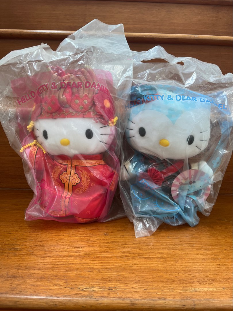 VINTAGE HELLO KITTY (CHINESE WEDDING), Hobbies & Toys, Memorabilia ...