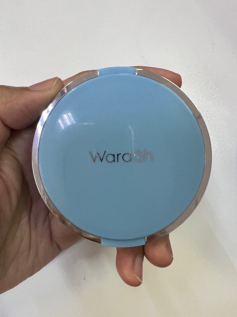 Wardah Compact Powder, Beauty & Personal Care, Face, Makeup on Carousell