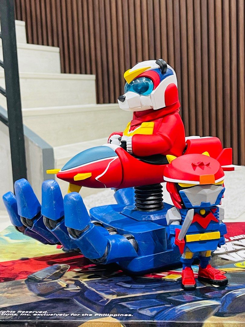Wetworks x Toei Animation x SOLID TOYS Foxy and Xin Voltes V Cosplay ...