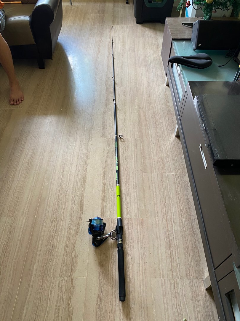 10 inches rod with reel, Sports Equipment, Fishing on Carousell